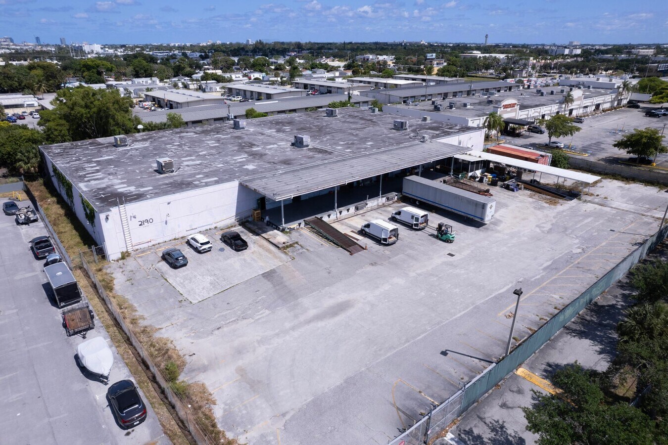 2190 Zip Code Pl, West Palm Beach, FL 33409 | LoopNet