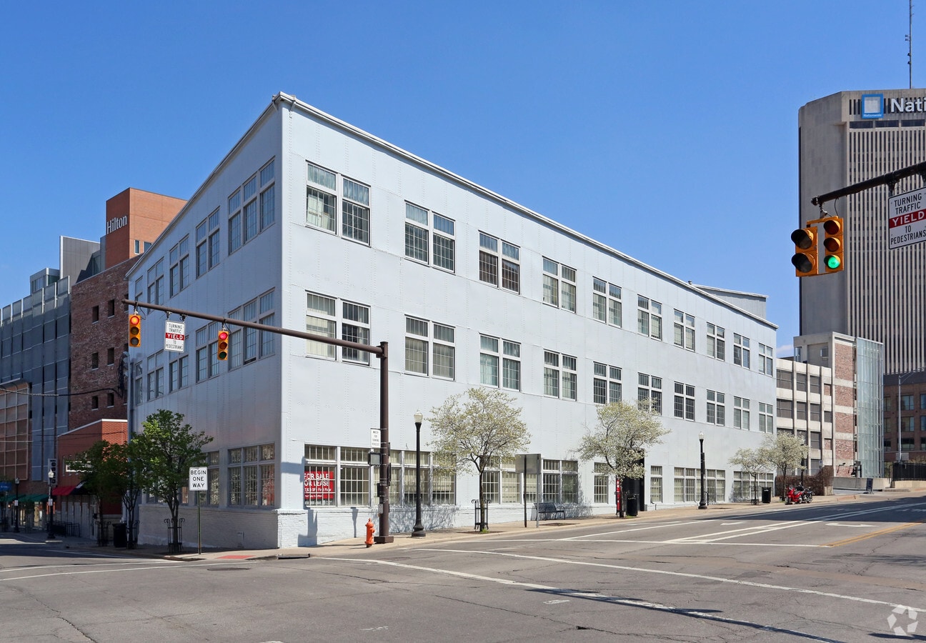 444 N Front St, Columbus, OH 43215 - Battleship Building | LoopNet