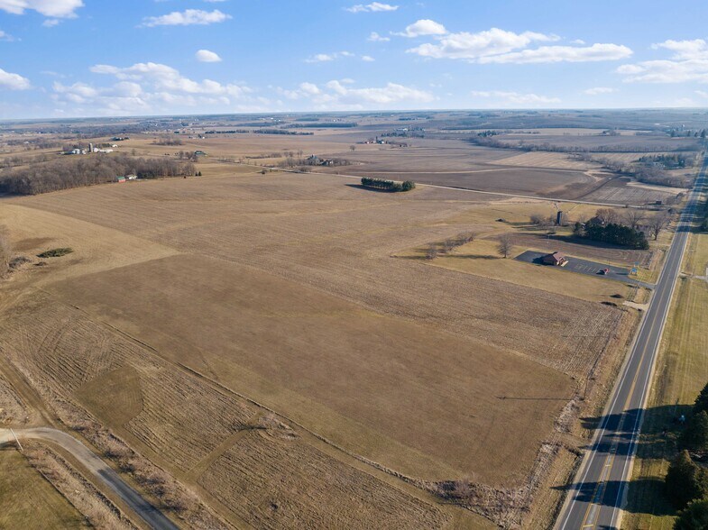 13805 Best Rd, Davis, IL 61019 - 5.66 acres across from Private Lake ...