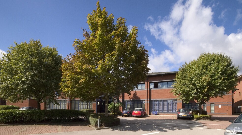 New Ln, Leeds, LS11 5DZ - Acclaim House | LoopNet