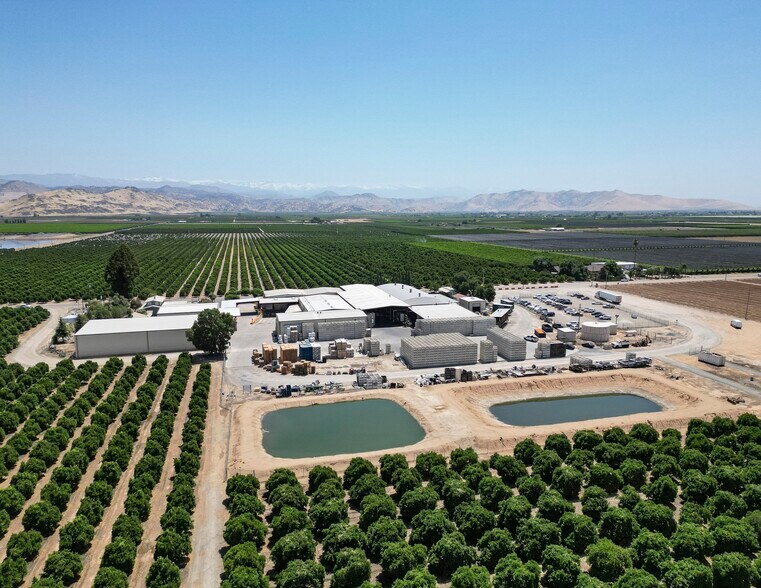 10175 S Anchor Ave, Dinuba, CA 93618 - +/-10 Ac. Commercial Warehouse Facility | LoopNet