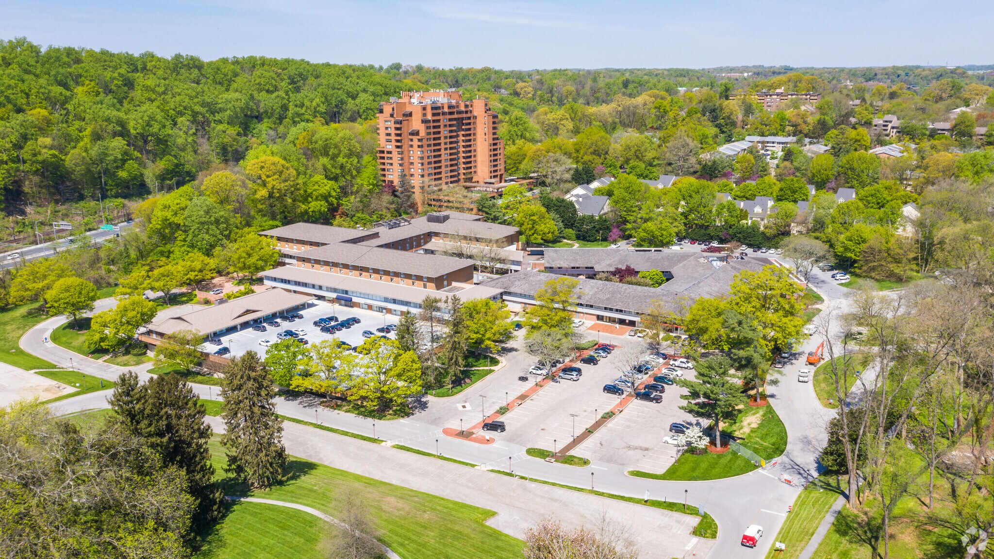 5100 Falls Rd, Baltimore, MD 21210 - The Village of Cross Keys | LoopNet