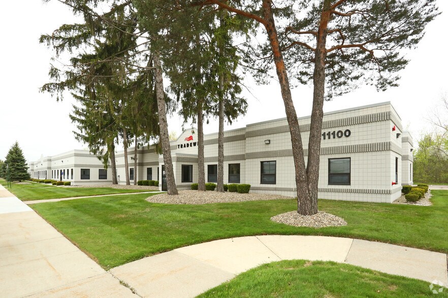 11100 Metro Airport Center Dr, Romulus, MI 48174 | LoopNet
