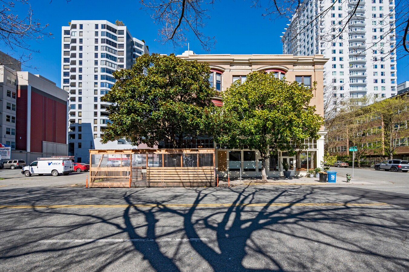 110 Vine St, Seattle, WA 98121 | LoopNet