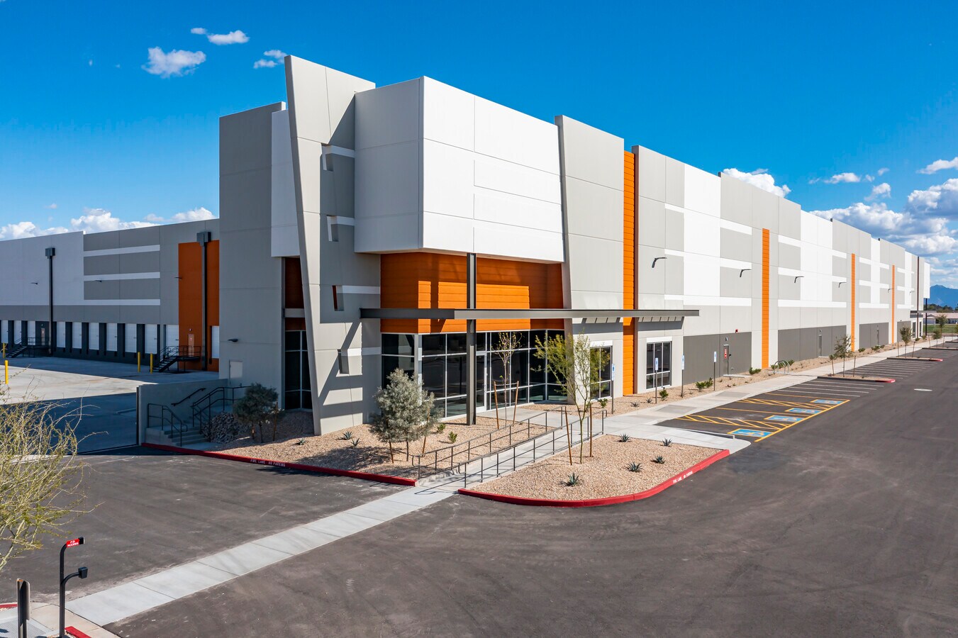 5700 N 101st Ave, Glendale, AZ 85307 | LoopNet