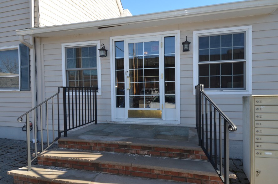 45 Whitney Rd, Mahwah, NJ 07430 - Flex for Sale | LoopNet