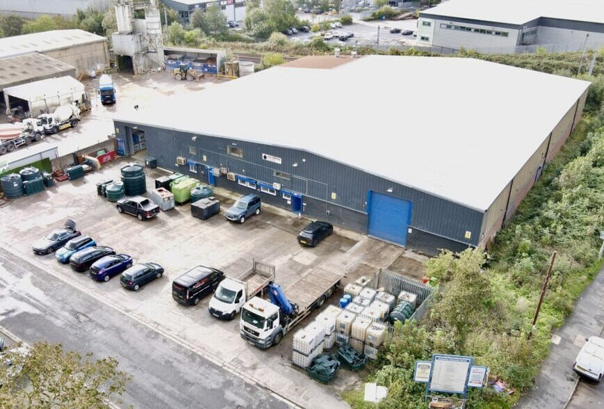 Centurion Way, Leyland, PR25 4GU - Whinfield House | LoopNet