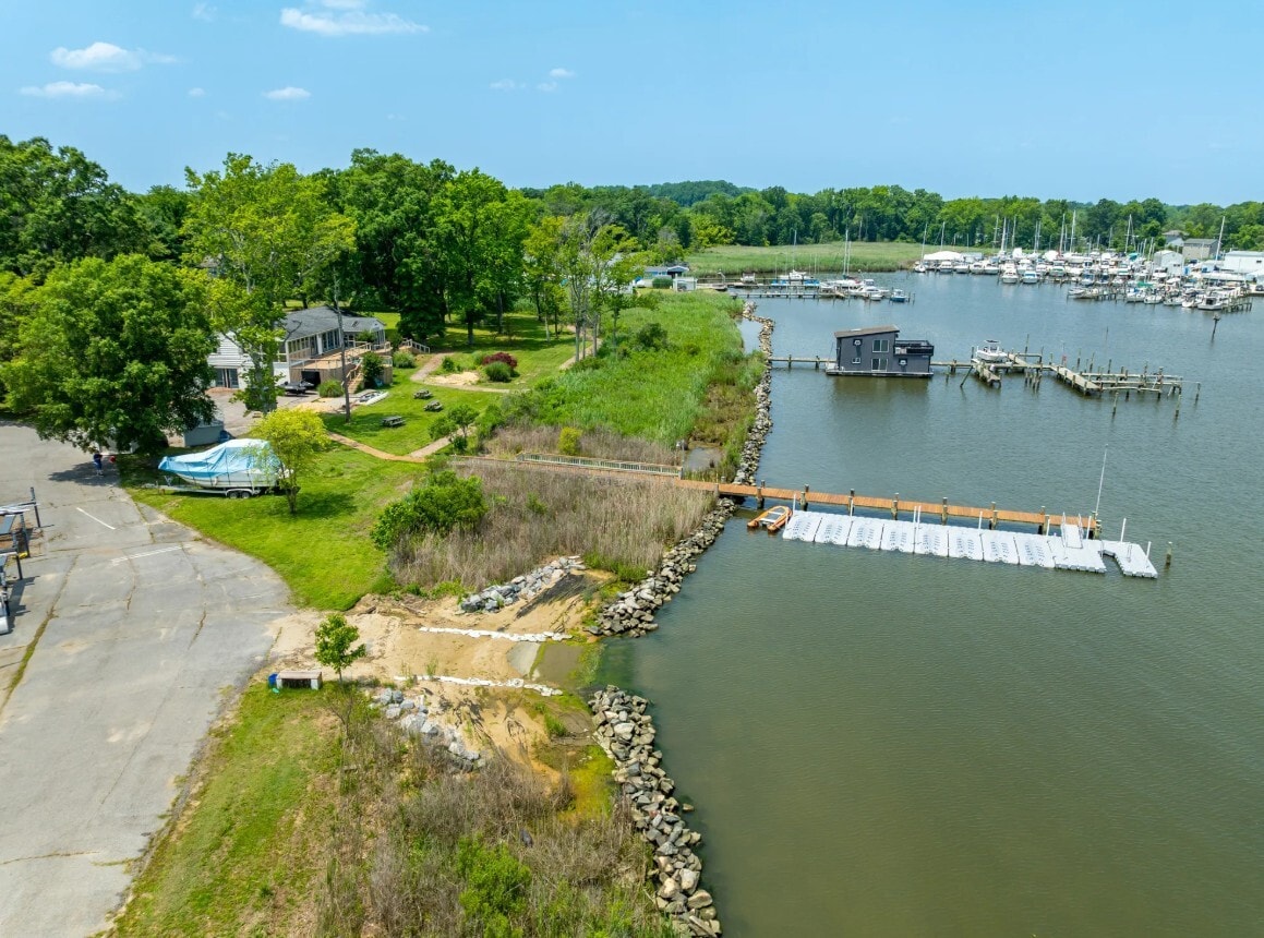 1052 Old Turkey Point Rd, Edgewater, MD 21037 - Misty Morning Marina ...