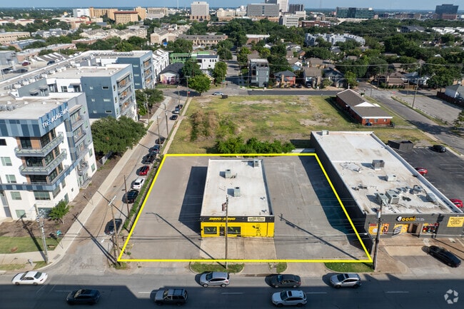 The Retail Connection - Dallas Commercial Listings & Brokers | LoopNet