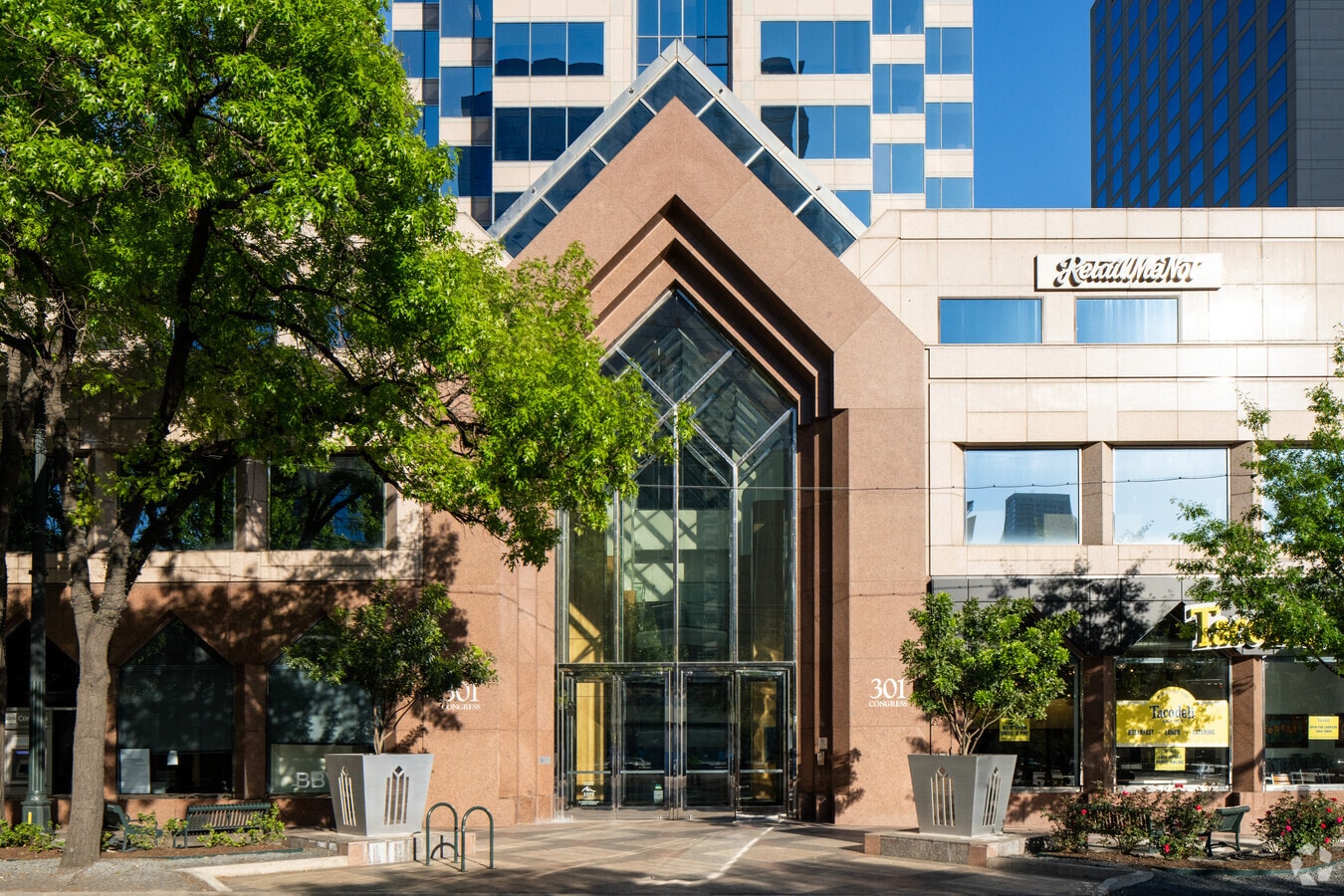 301 Congress Ave, Austin, TX 78701 - Industrious at 3rd & Congress ...