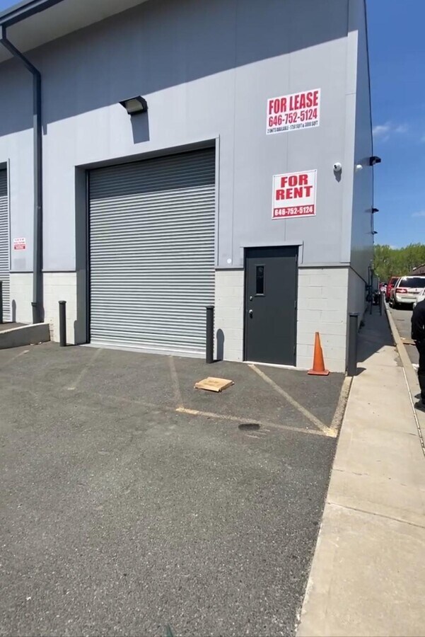 47 Trioka Way, Staten Island, NY 10309 | LoopNet