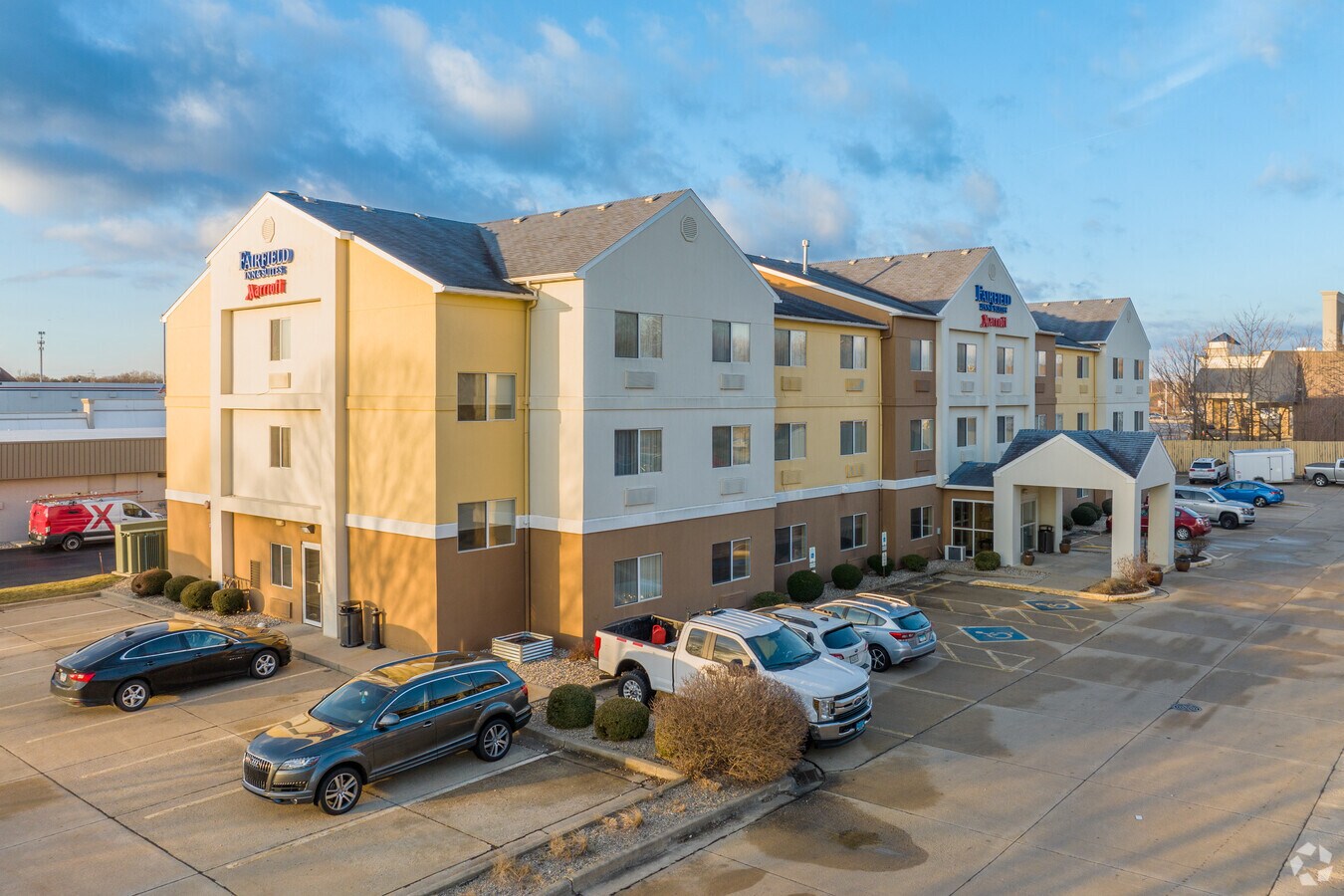 1807 Moreland Blvd, Champaign, IL 61822 | LoopNet