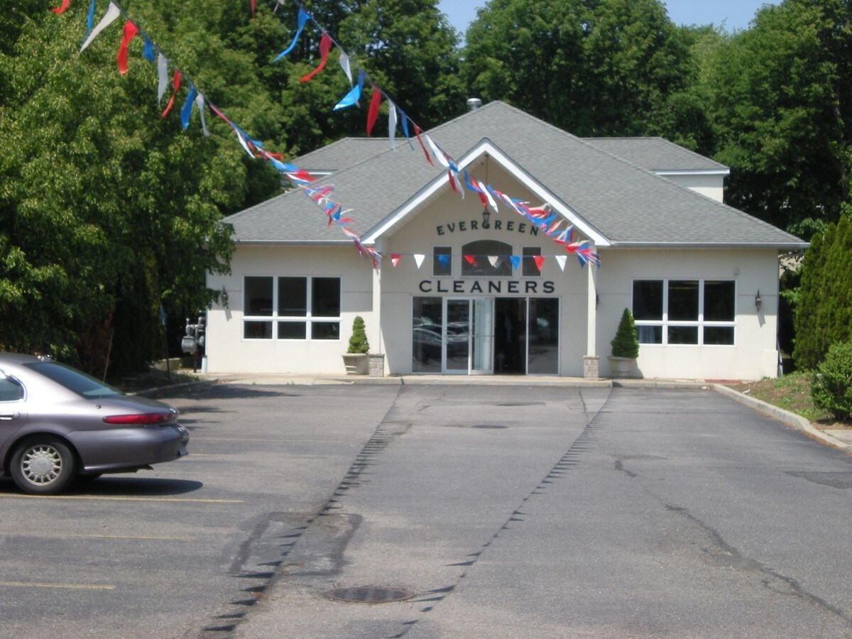 243 New York Ave, Huntington, NY 11743 | LoopNet