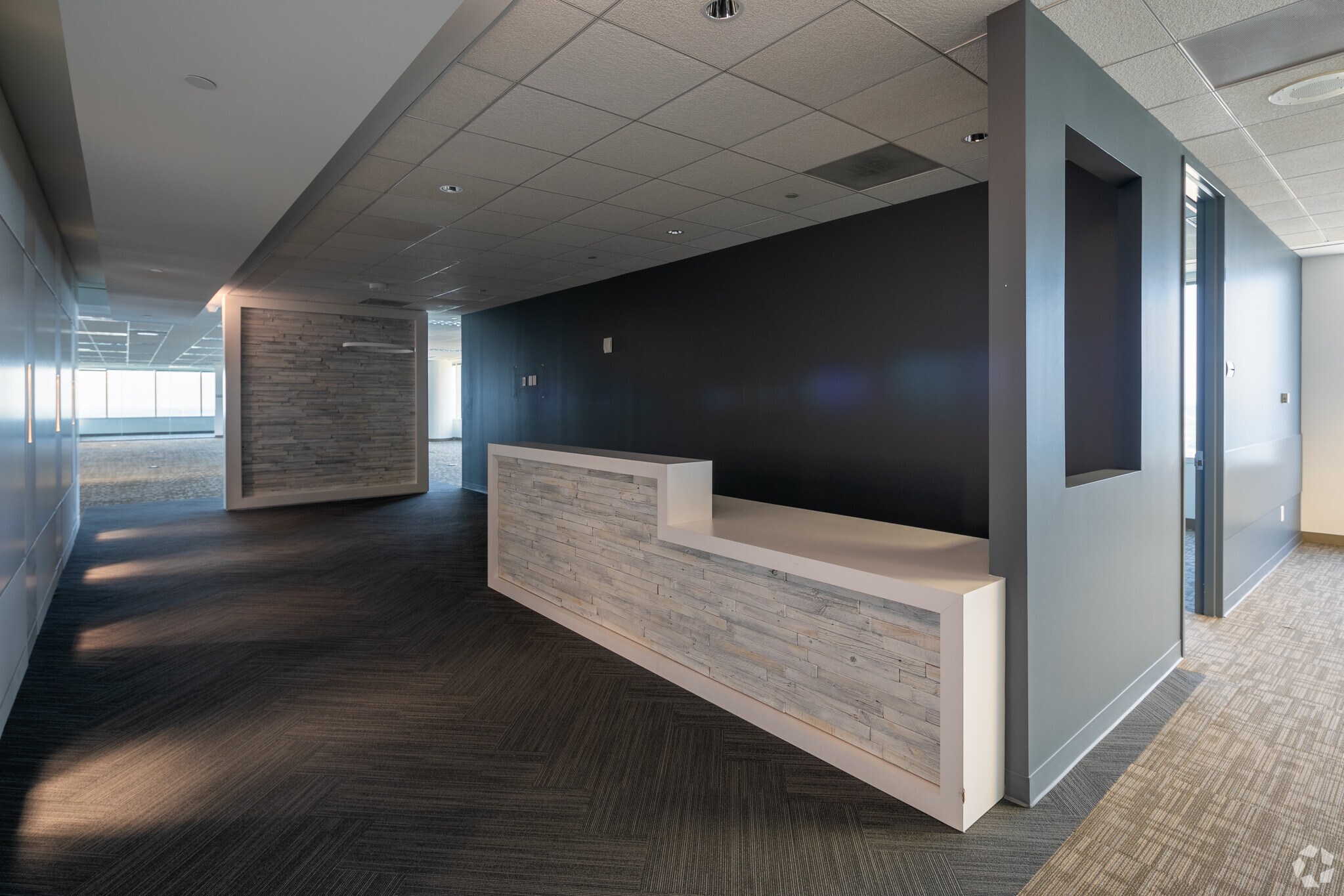 1001 Summit Blvd, Atlanta, GA 30319 - Perimeter Summit | LoopNet