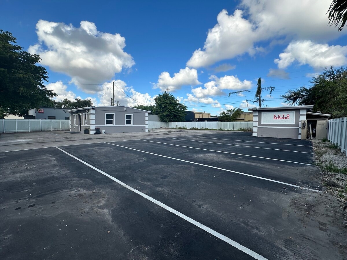 5615 Dawson St, Hollywood, FL 33023 - Office for Lease | LoopNet