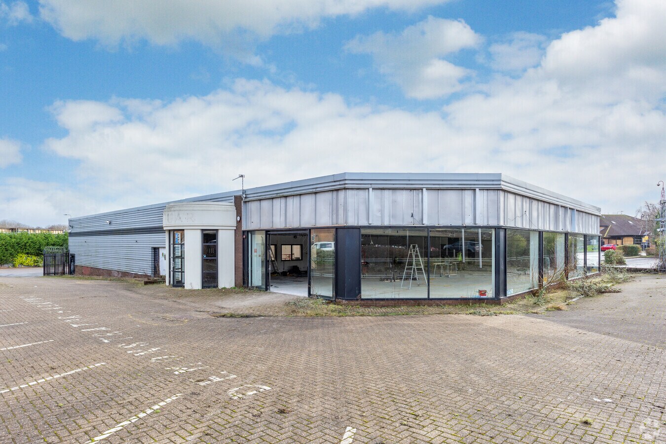 Croescadarn Rd, Cardiff, CF23 8HE | LoopNet