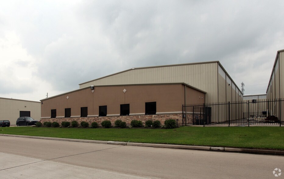 11050 W Little York Rd, Houston, TX 77041 - Bldg K | LoopNet