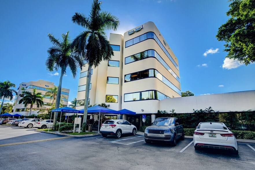 950 Glades Rd, Boca Raton, FL 33431 | LoopNet