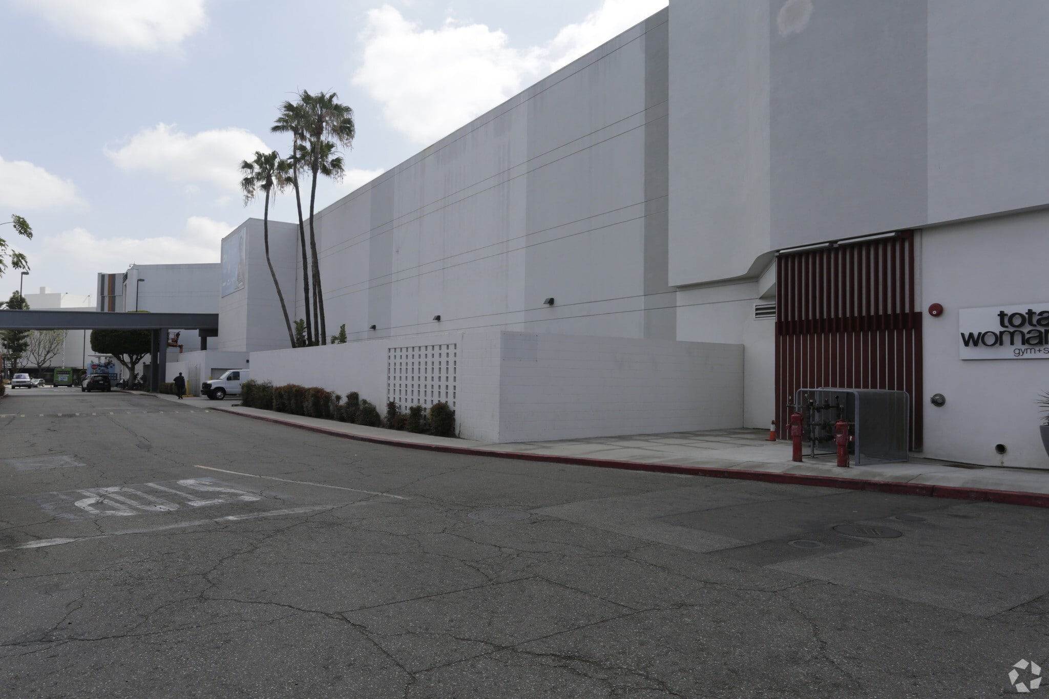 3650 W Martin Luther King Jr Blvd, Los Angeles, CA 90008 - Baldwin Hills Crenshaw Plaza | LoopNet