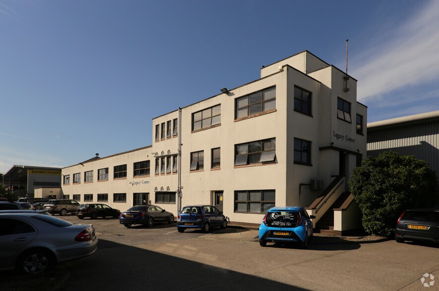 Hampton Rd W, Feltham, TW13 6DH | LoopNet