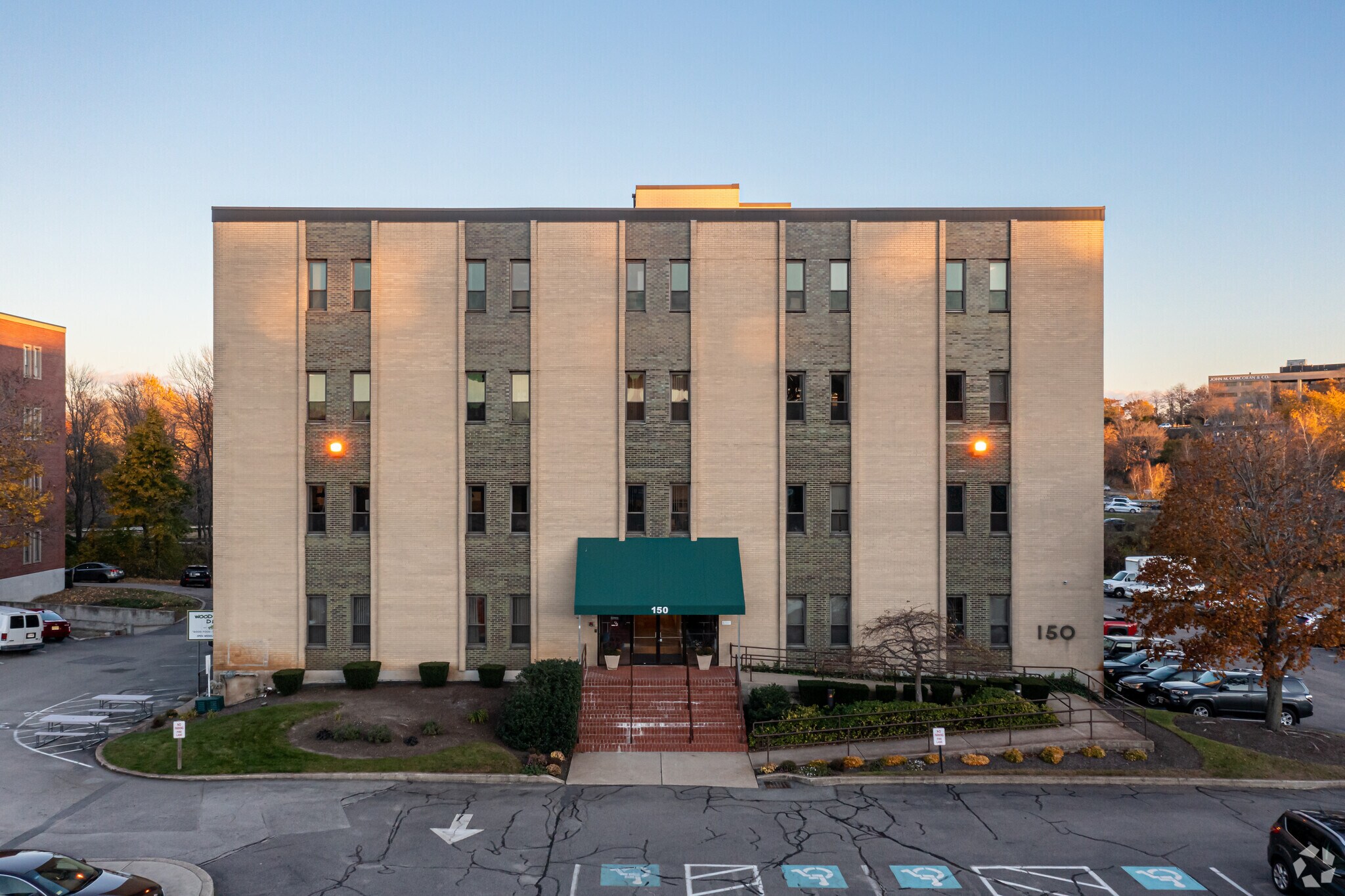 150 Wood Rd, Braintree, MA 02184 - Wood Road Business Center | LoopNet