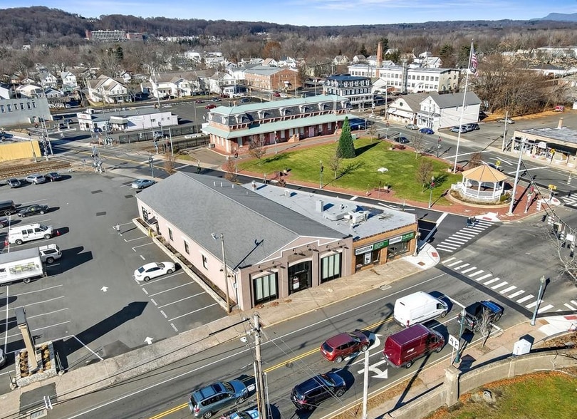 9 S Colony St, Wallingford, CT 06492 - Wallingford Center Plaza | LoopNet