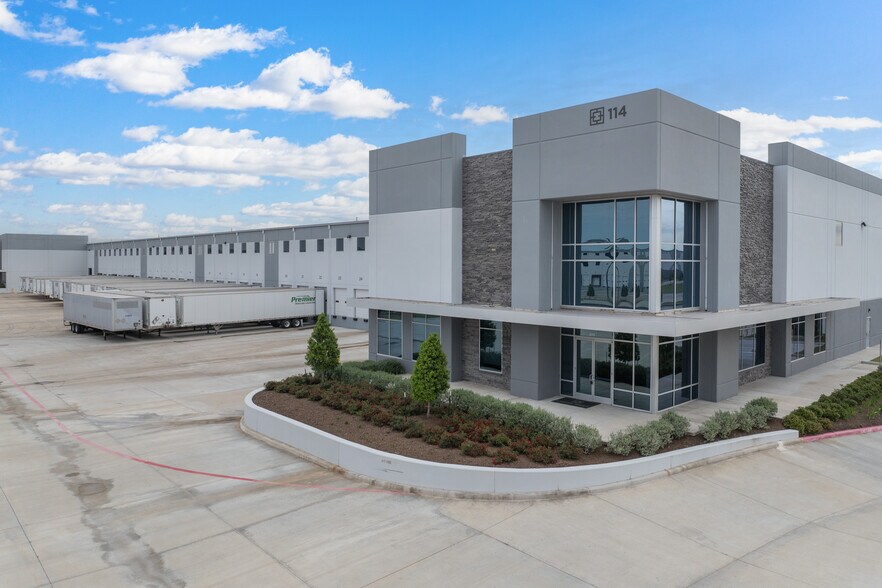 194 Commerce Center Dr, Buda, TX 78610 - Buda Commerce Center | LoopNet