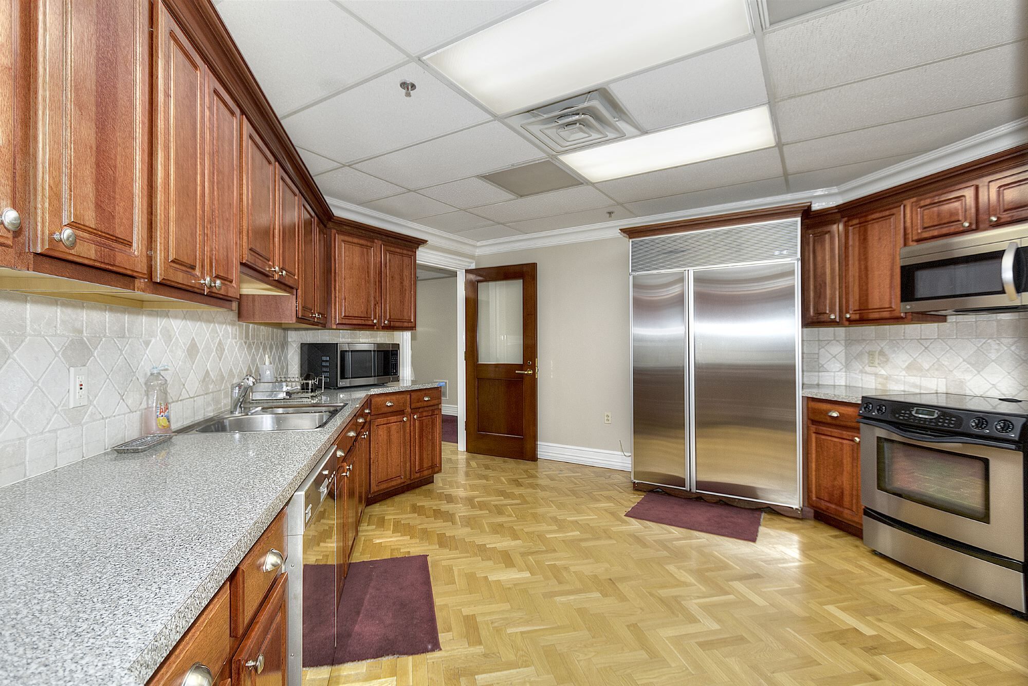 75 Lane Rd, Fairfield, NJ 07004 - The Condor Building | LoopNet