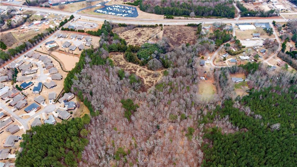 158 Elizabeth Ln, Seneca, SC 29672 | LoopNet