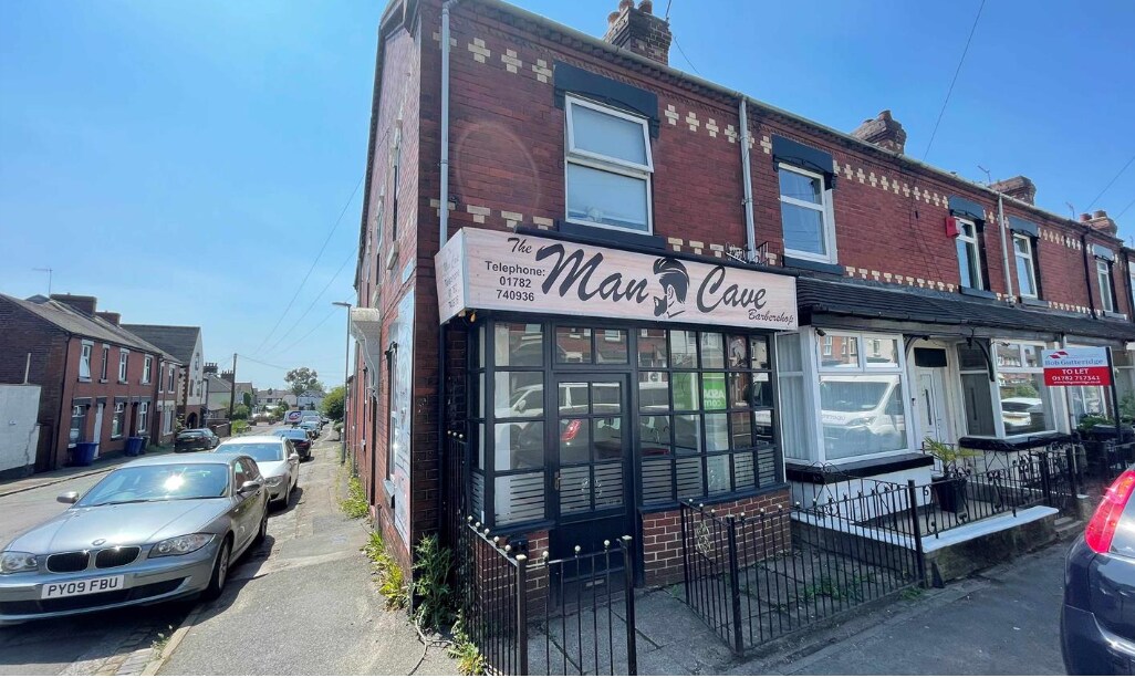 2 South Ter Newcastle Under Lyme St5 8by Loopnet