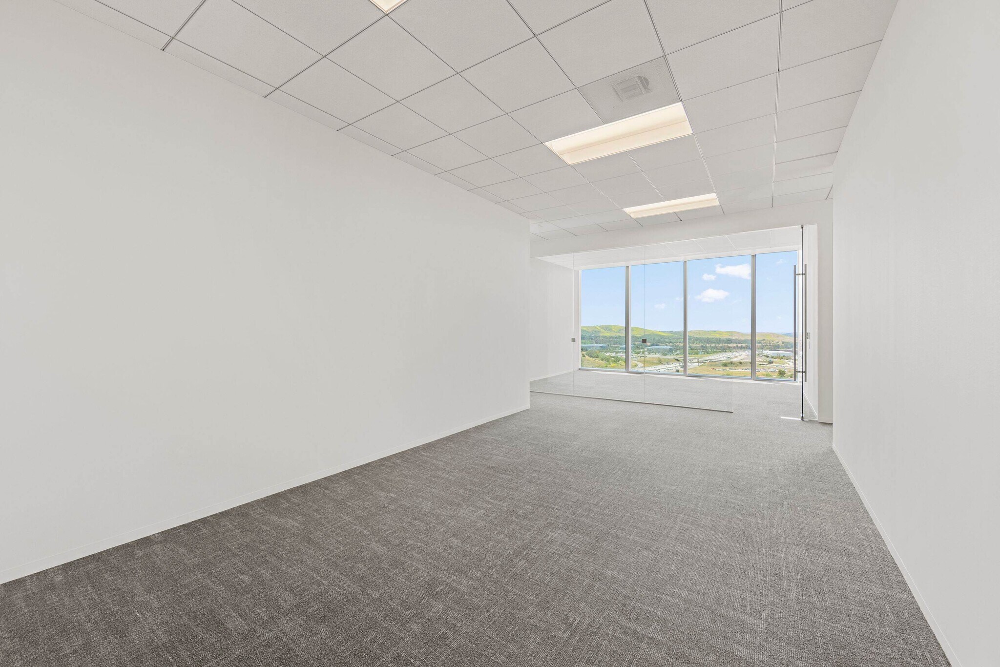 200 Spectrum Center Dr, Irvine, CA 92618 - Spectrum Center | LoopNet