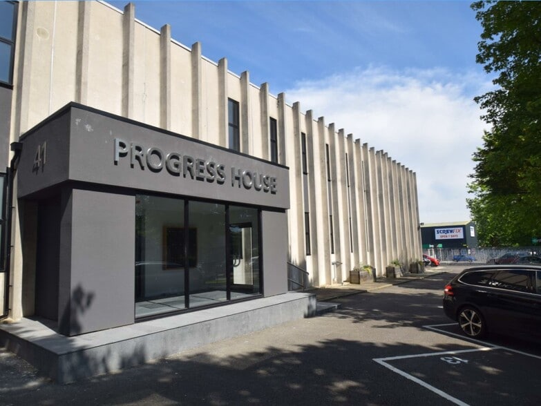 39-43 Progress Rd, Leigh On Sea, SS9 5PR | LoopNet