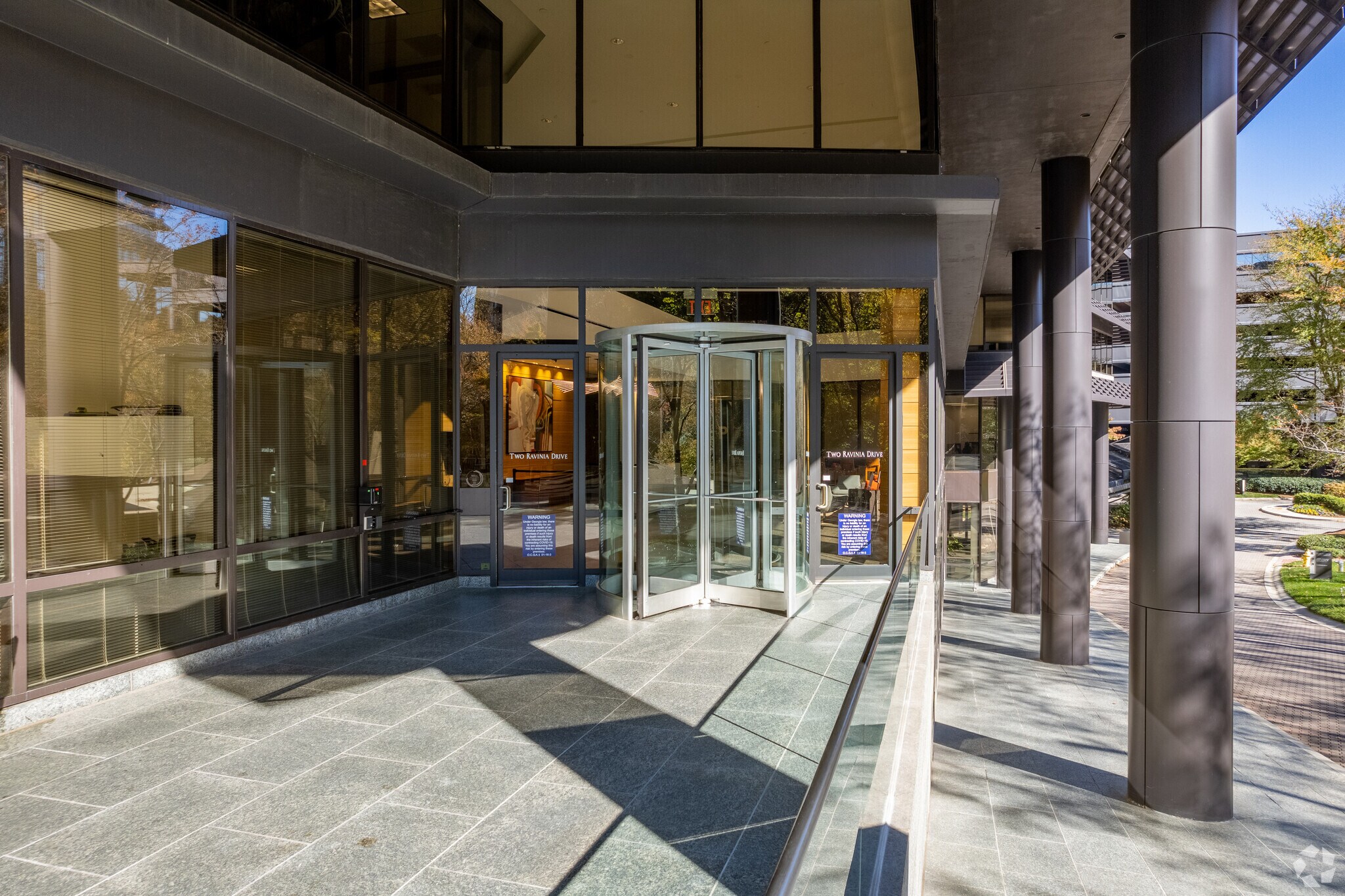 1 Ravinia Dr, Atlanta, GA 30346 - Ravinia Drive | LoopNet