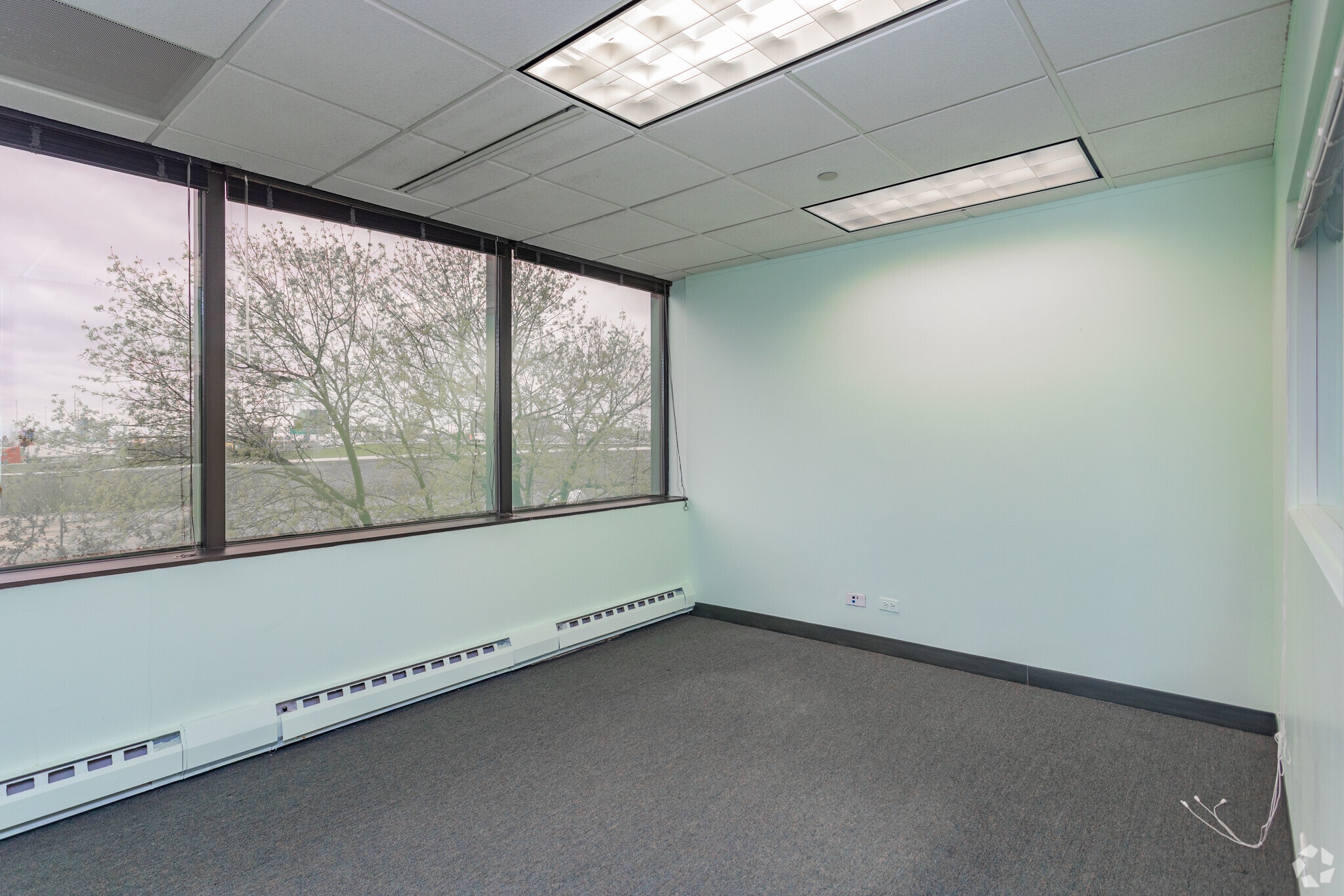 3701 Algonquin Rd, Rolling Meadows, IL 60008 - Crossroads | LoopNet.com