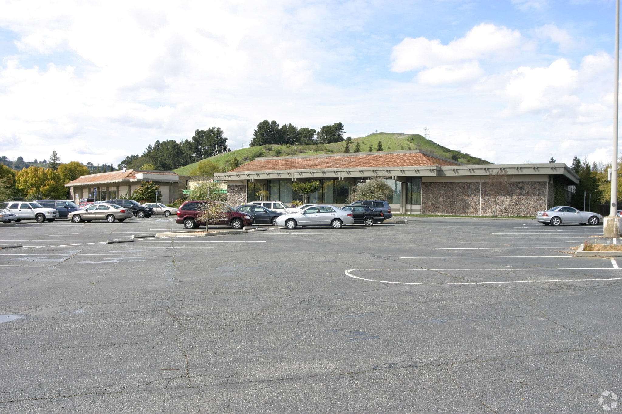 380 Moraga Rd, Moraga, CA 94556 - Office for Sale | LoopNet