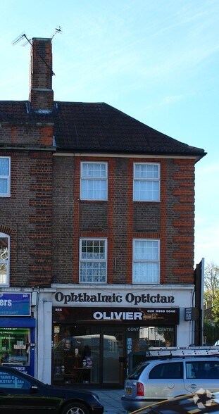 355-355A Bowes Rd, London, N11 1AA | LoopNet