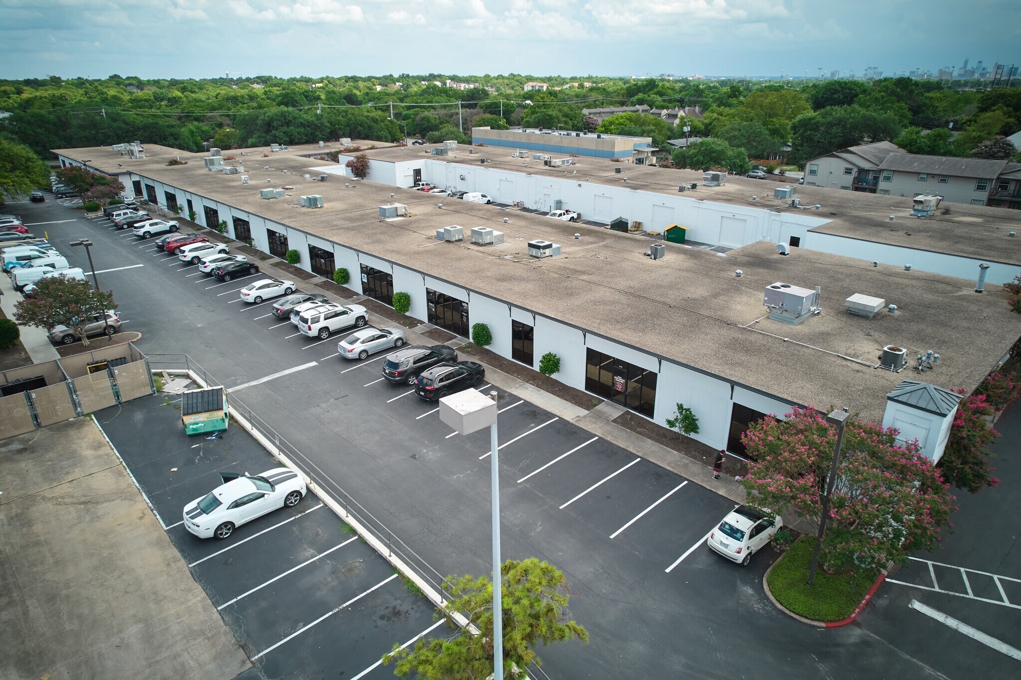 5555 N Lamar Blvd, Austin, TX 78751 - Lamar Business Park | LoopNet