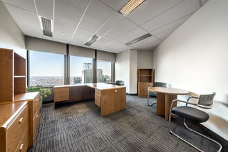 800 Rue Du Square-Victoria, Montréal, QC H4Z 1A1 - Place Victoria | LoopNet