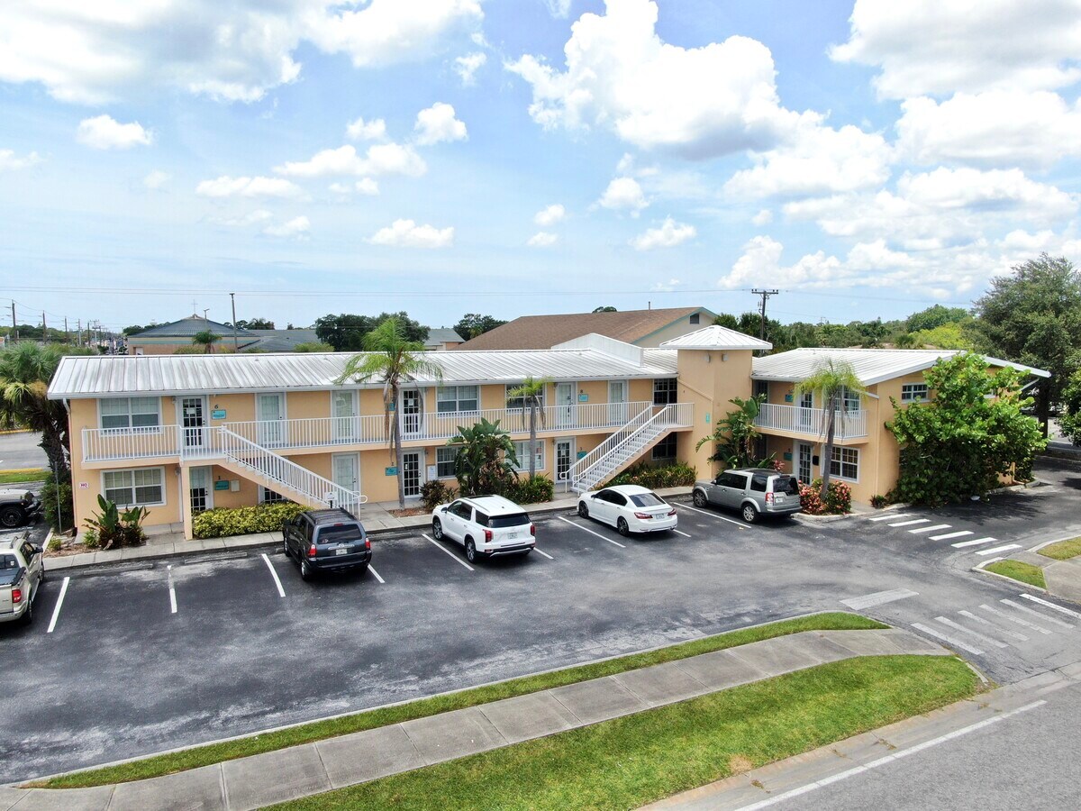 2937 Bee Ridge Rd, Sarasota, FL 34239 | LoopNet