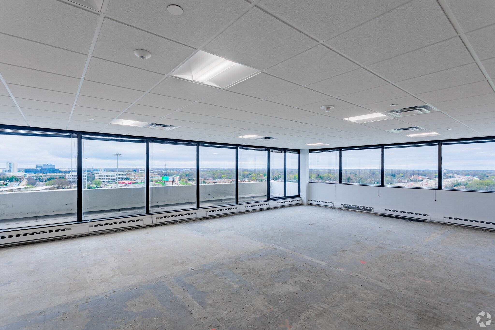 3701 Algonquin Rd, Rolling Meadows, IL 60008 - Crossroads | LoopNet