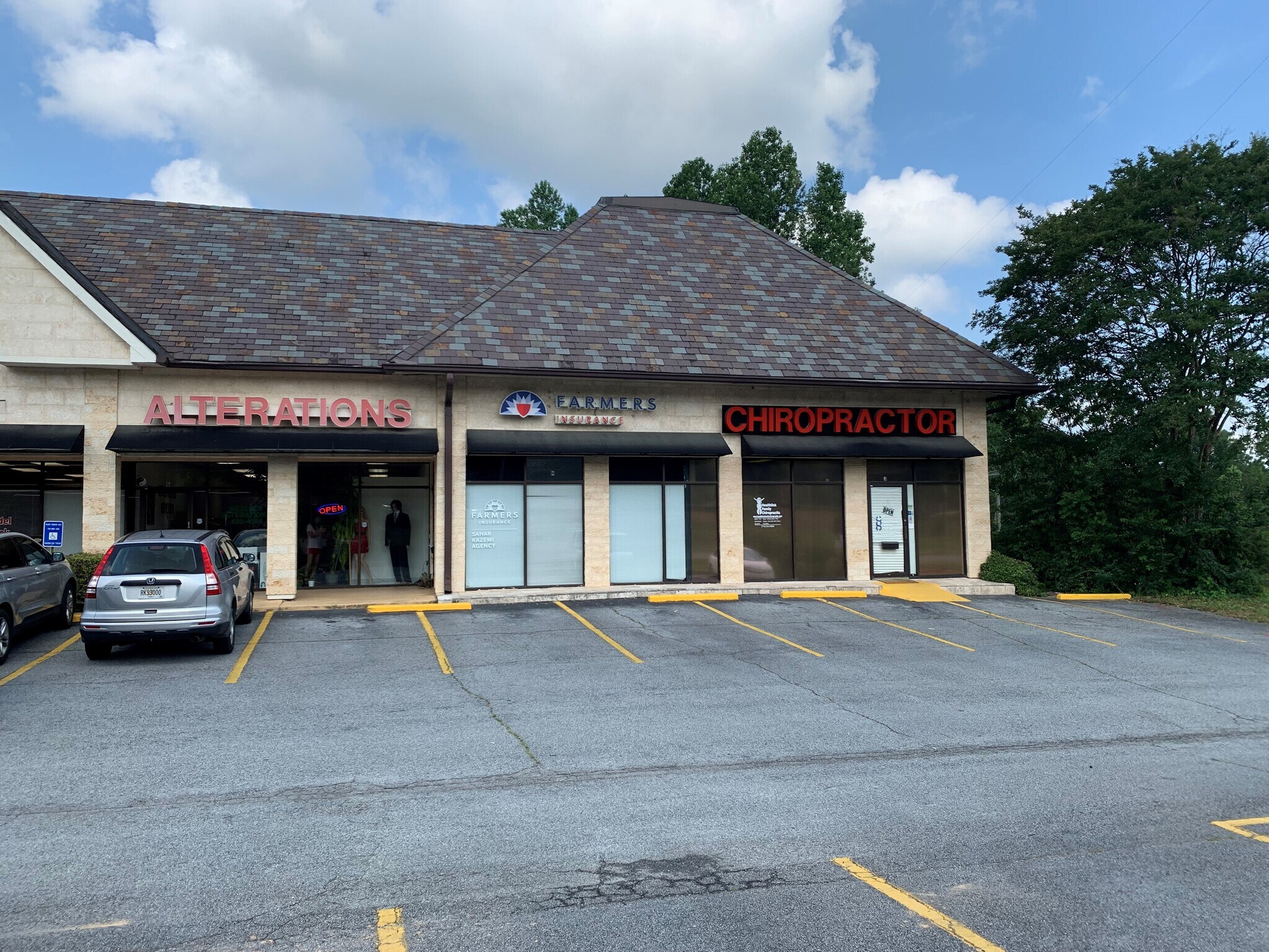 10360 Medlock Bridge Rd, Duluth, GA 30097 - Medlock Village | LoopNet