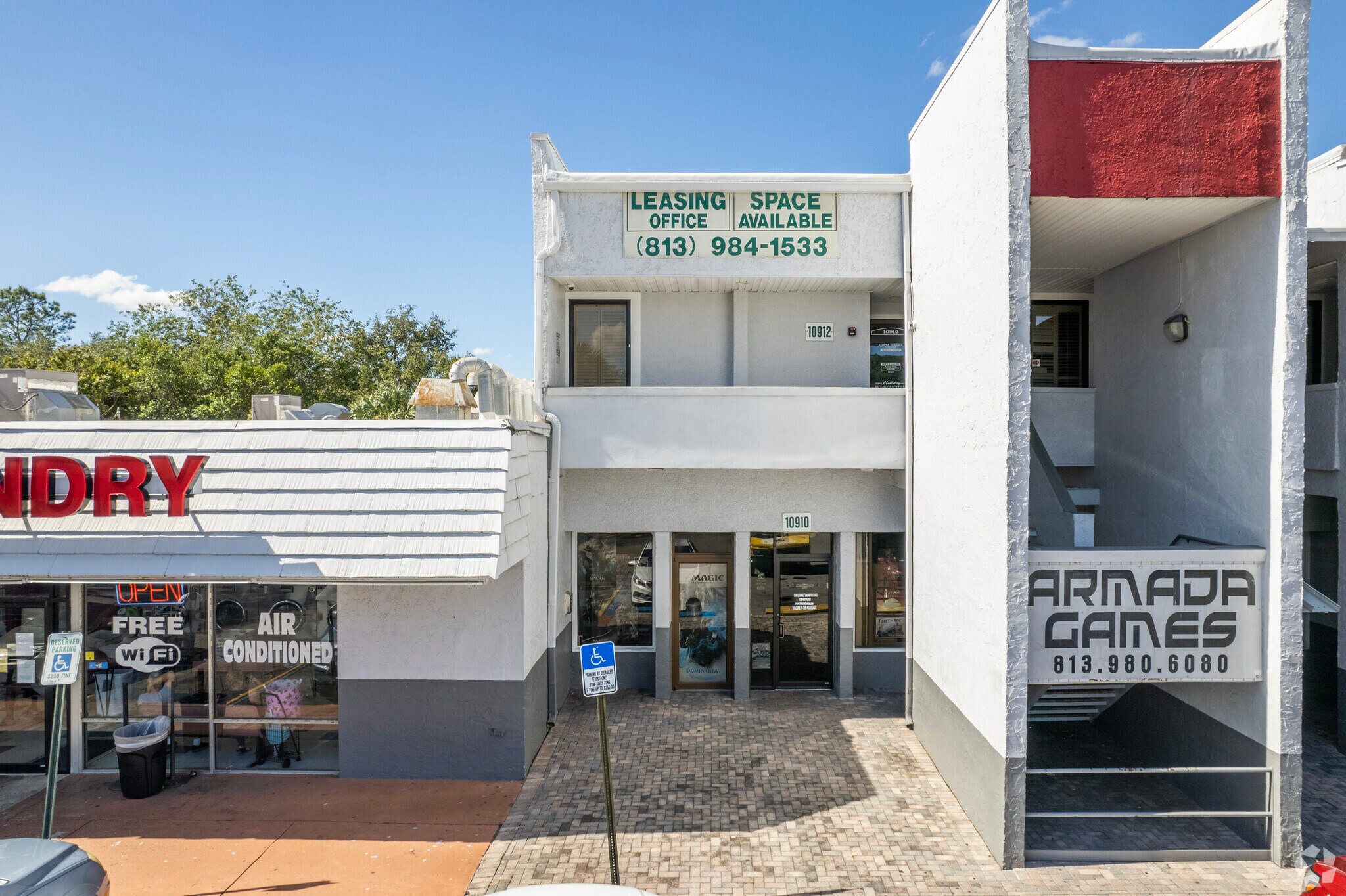 10906 N 56th St, Tampa, FL 33617 - Temple Terrace Village | LoopNet