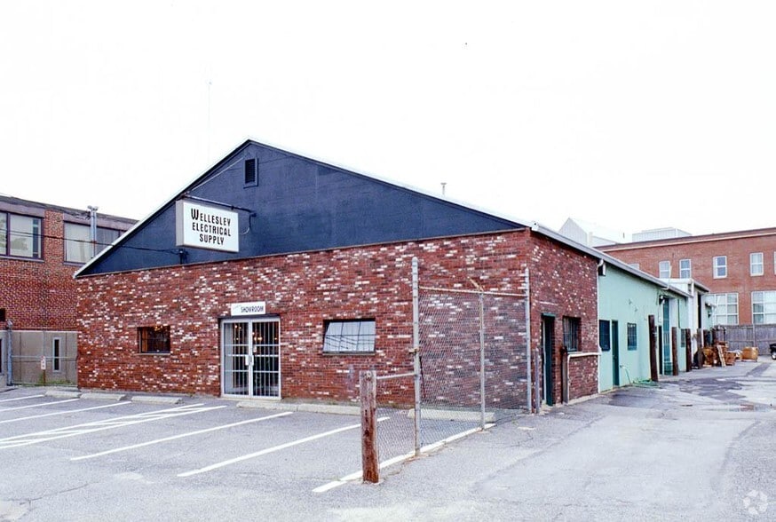 20 Kearney Rd, Needham, MA 02494 | LoopNet