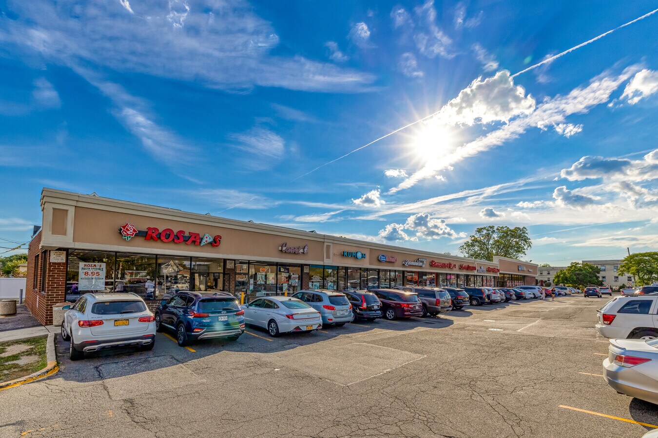 172-192 W Merrick Rd, Valley Stream, NY 11580 - Retail for Lease | LoopNet