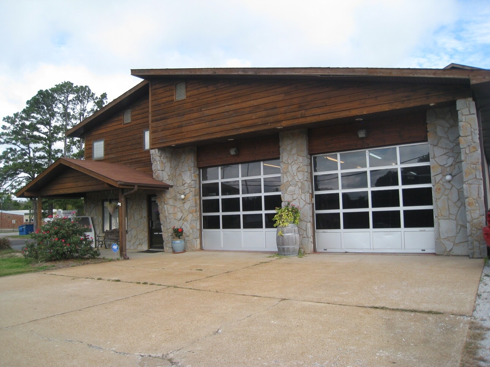 2841 High Ridge Blvd, High Ridge, MO 63049 | LoopNet