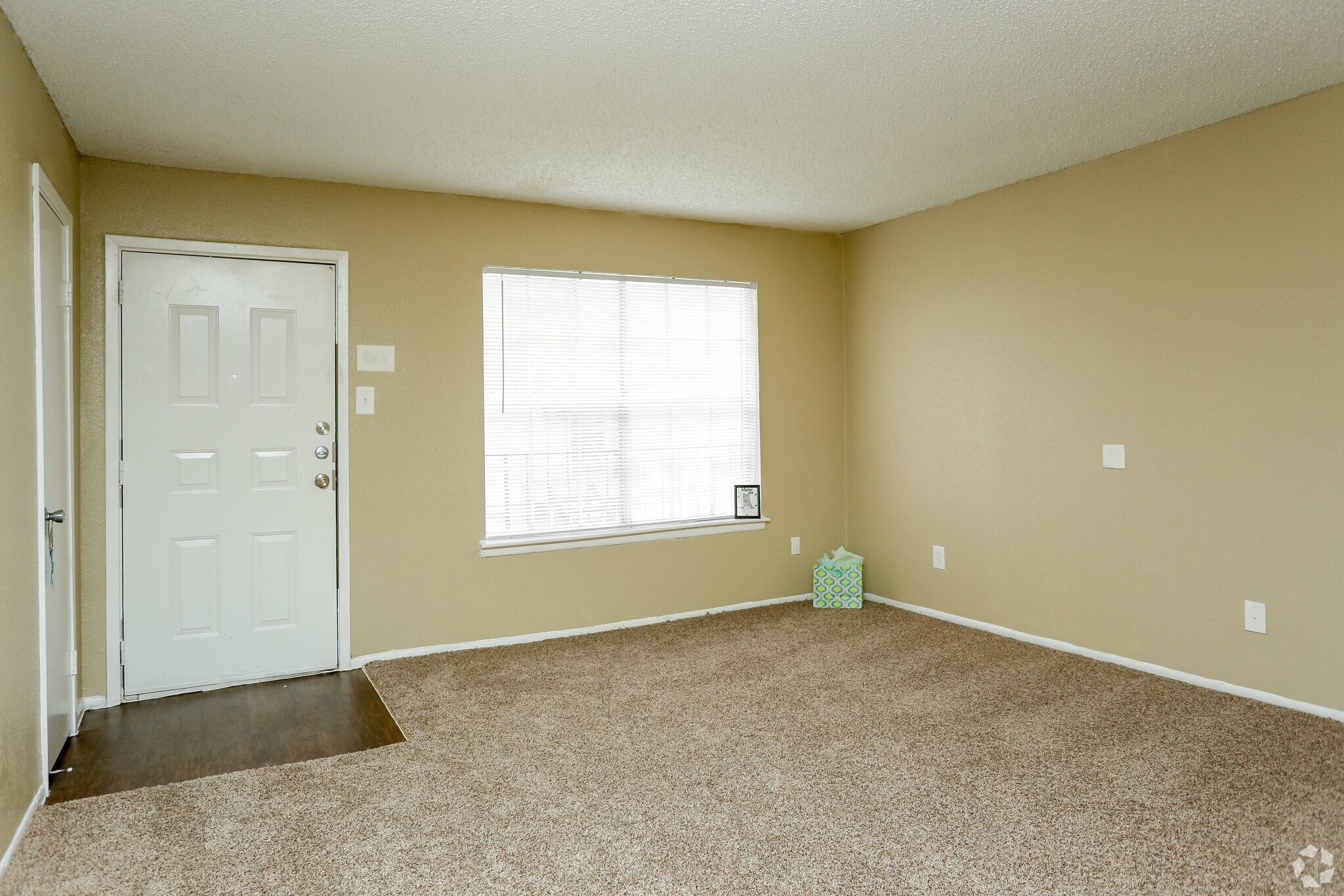 1307 Wilcrest Dr, Houston, TX 77042 - Eden Pointe at Wilcrest | LoopNet