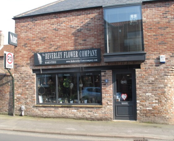 4 Lord Roberts Rd, Beverley, HU17 9BE | LoopNet