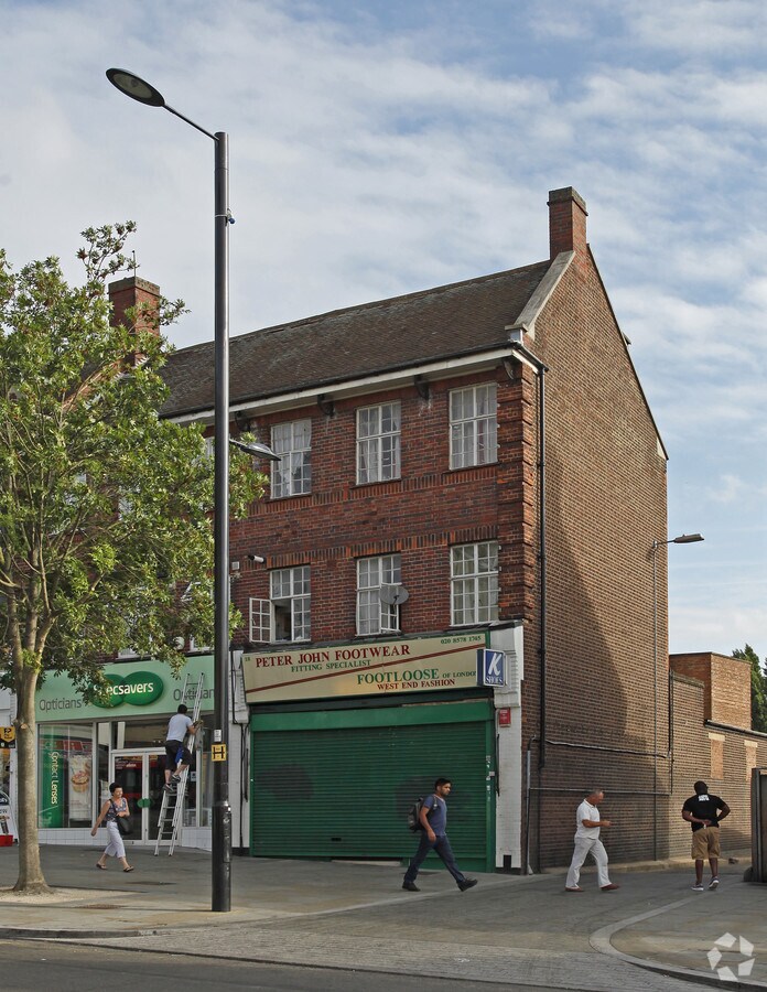 18 Ruislip Rd, Greenford, UB6 9PT - Retail for Lease | LoopNet