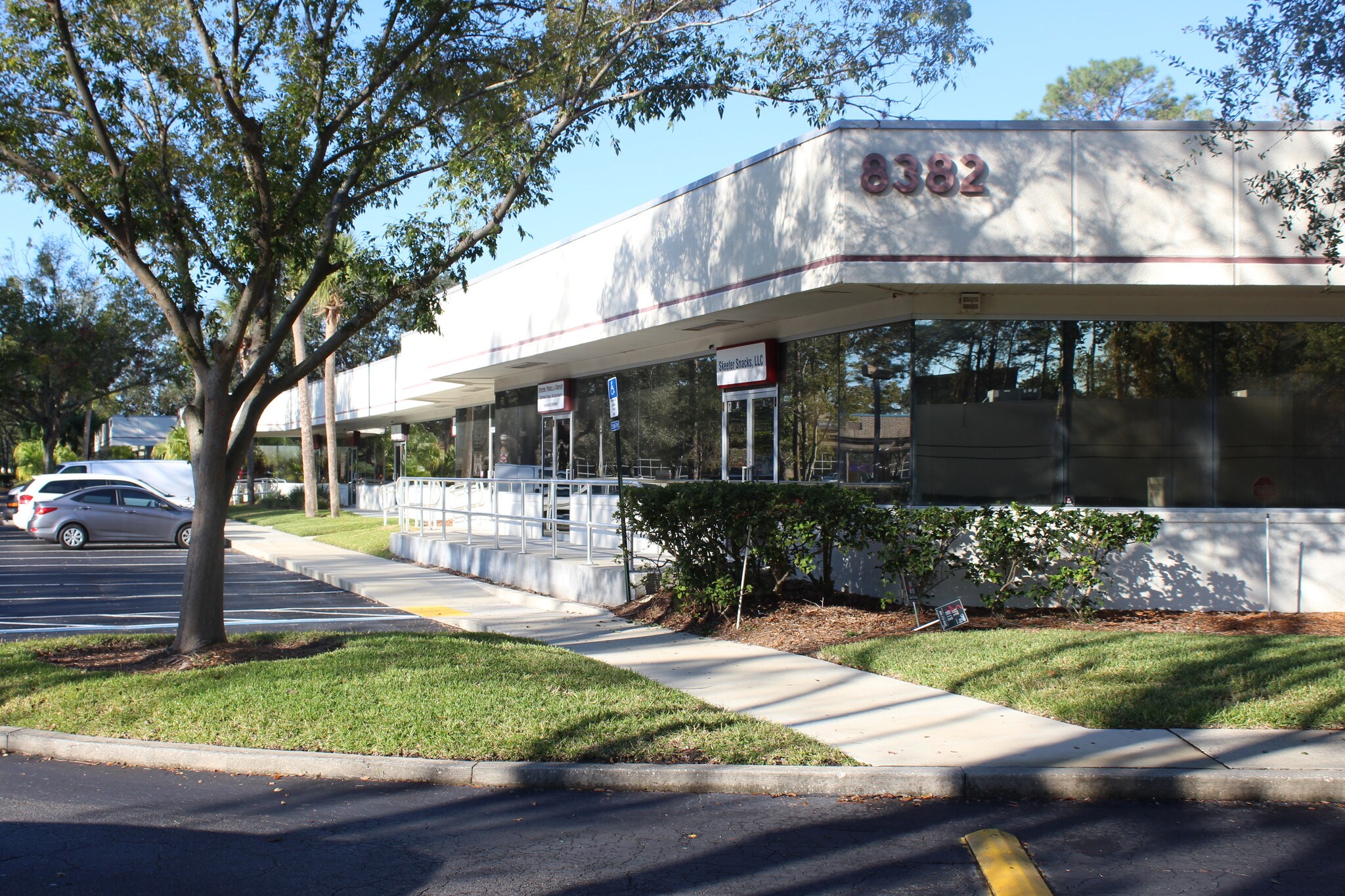 8380 Baymeadows Rd, Jacksonville, FL 32256 - Centurion Square | LoopNet