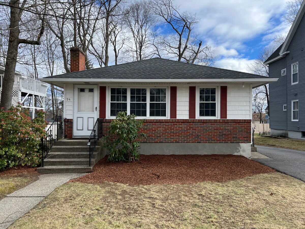 94 June St, Worcester, MA 01602 | LoopNet
